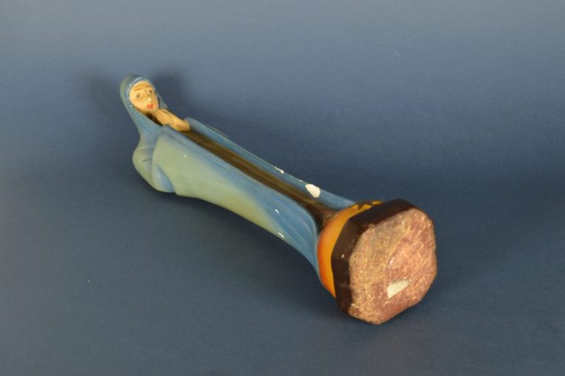 Maria met blauwe mantel biddend - Bodour