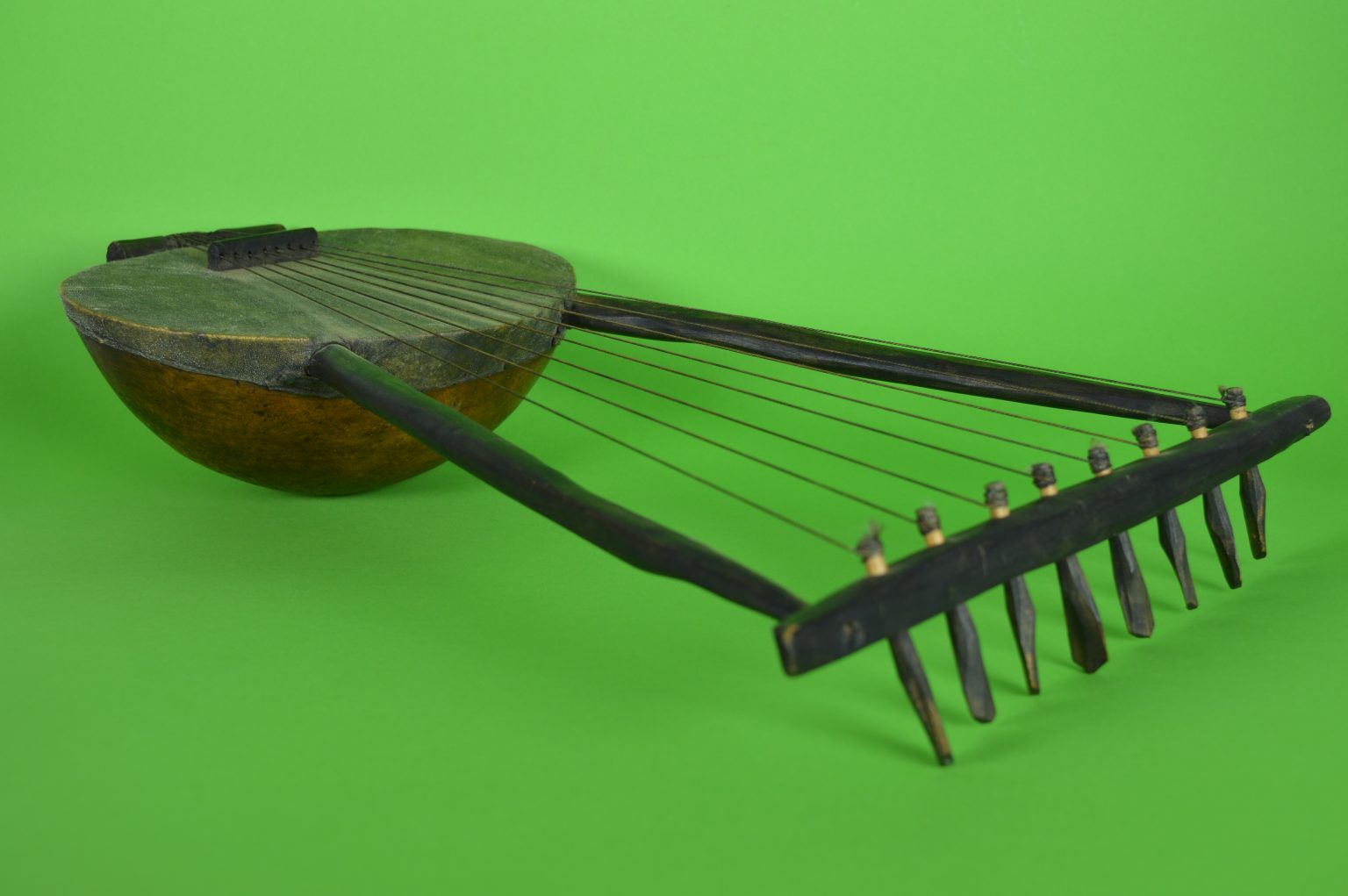 Afrikaans snaarinstrument lier - Bodour