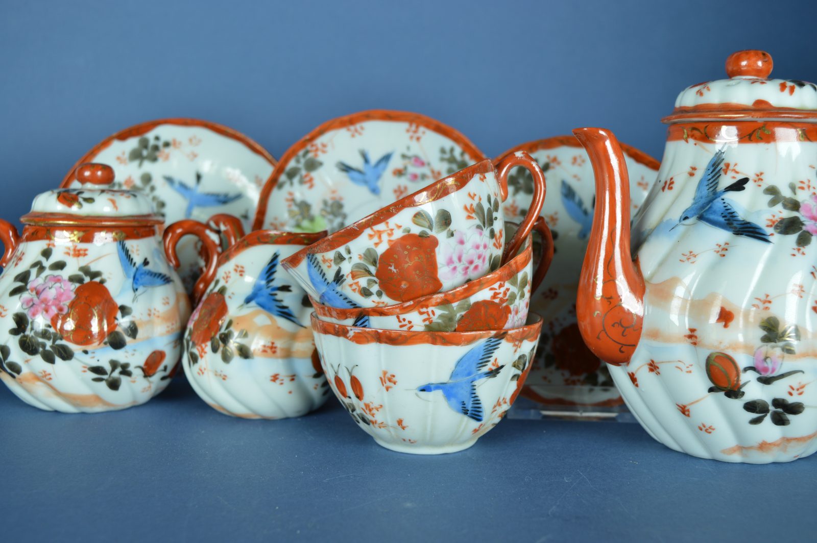 Theeservies Japans eierschaalporselein met blauwe zwaluw 9-delig - Bodour